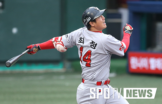 SK 최정, KBO 리그 최초 '170 사구'