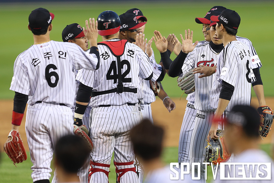 [포토S] LG 'KIA 꺾고 4연패 탈출'