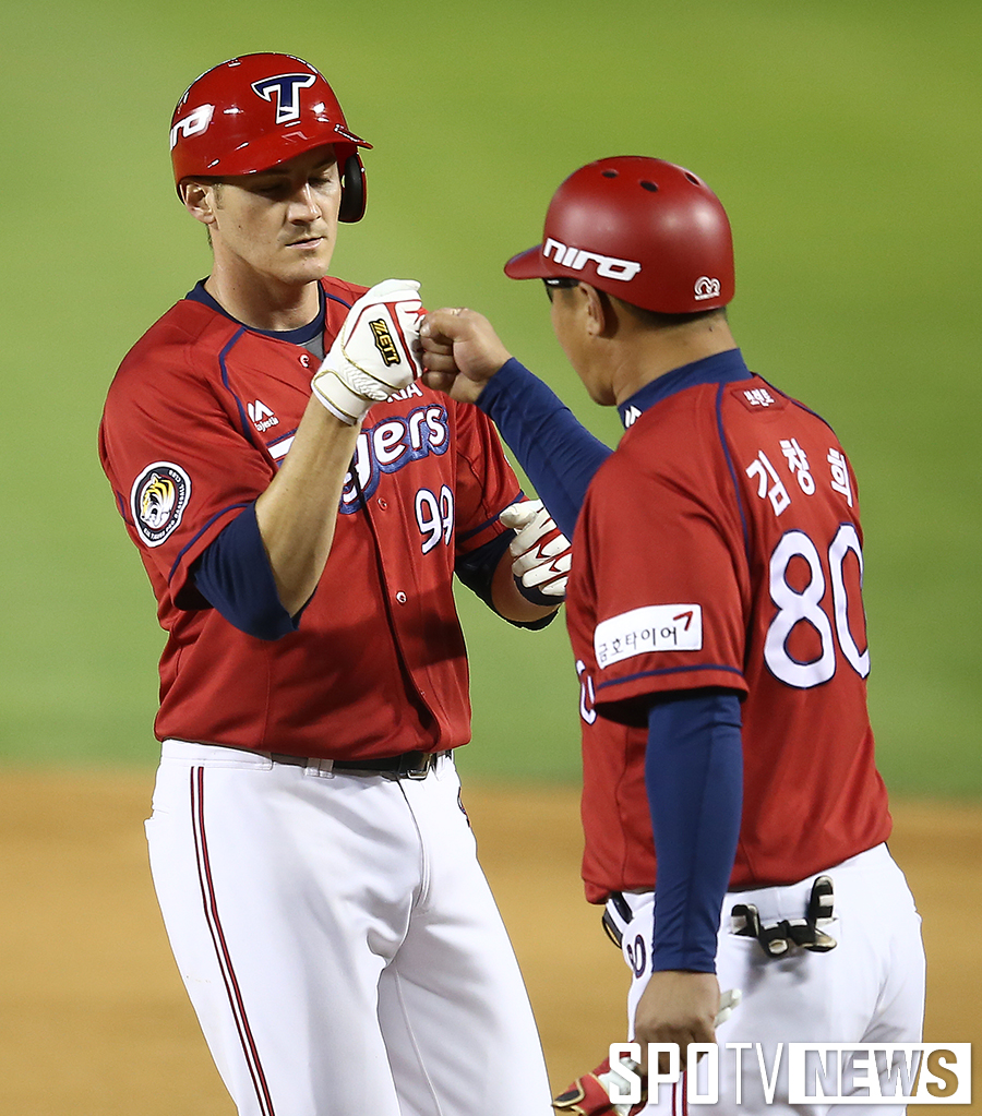 [KBO WC1] KIA 김선빈-브렛 필 테이블 세터, 김주찬-나지완-이범호 클린업