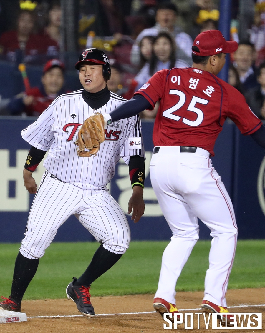 [KBO WC2] LG가 유강남을 대주자로 바꾸지 않은 이유