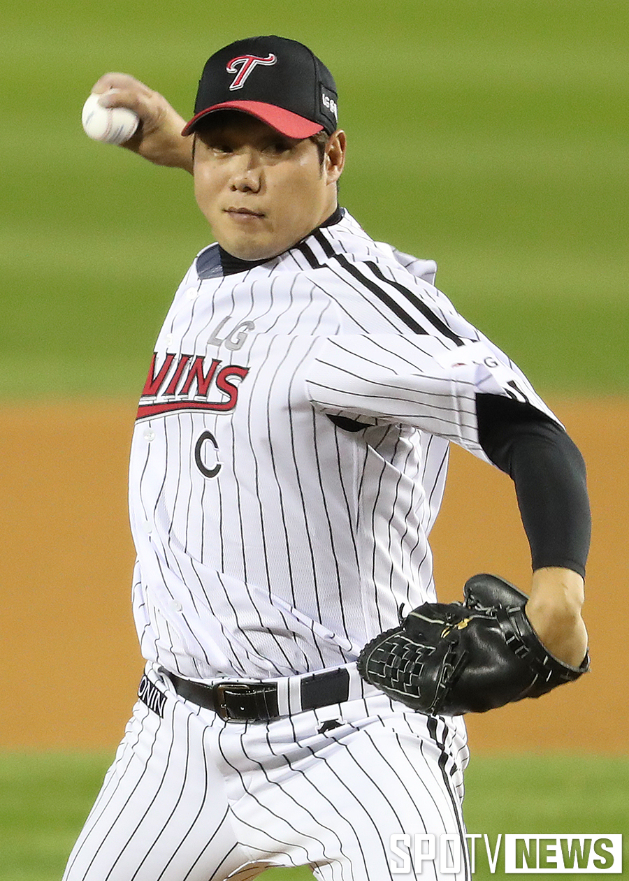 [KBO WC2] LG 류제국, 눈부신 8이닝 무실점 6K