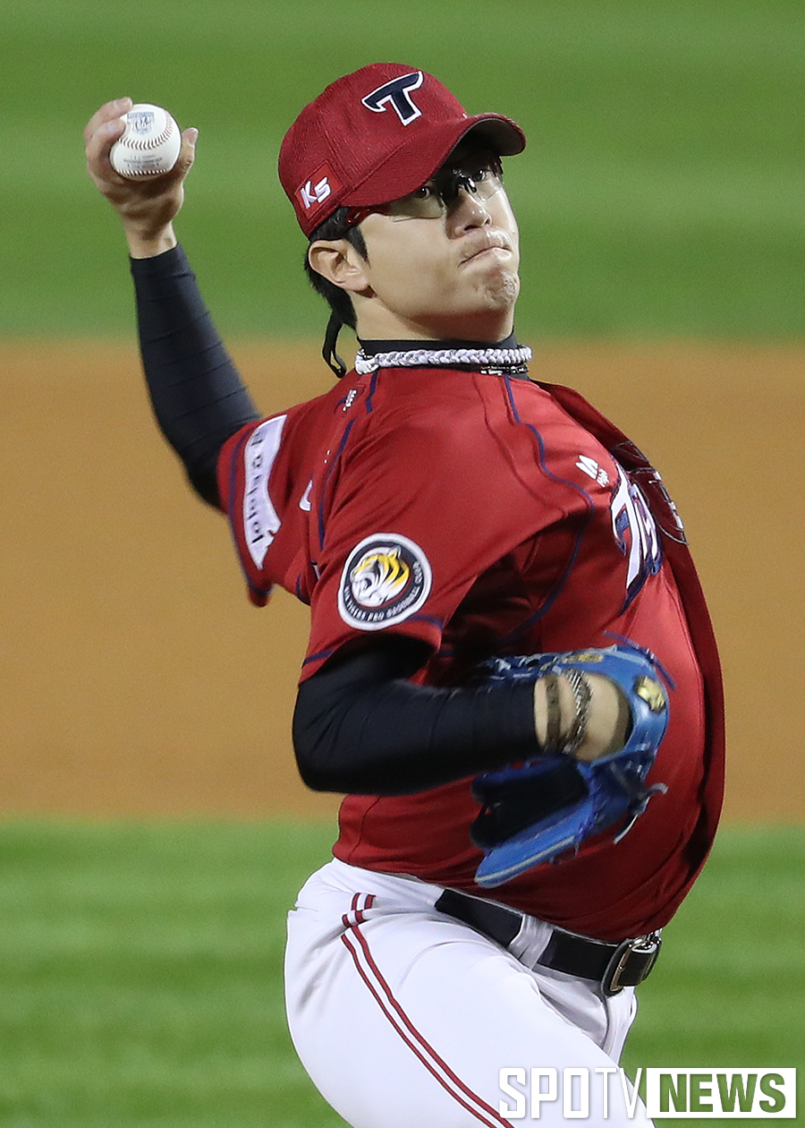 [KBO WC2] KIA 양현종, LG전 약세 지운 '혼신투'
