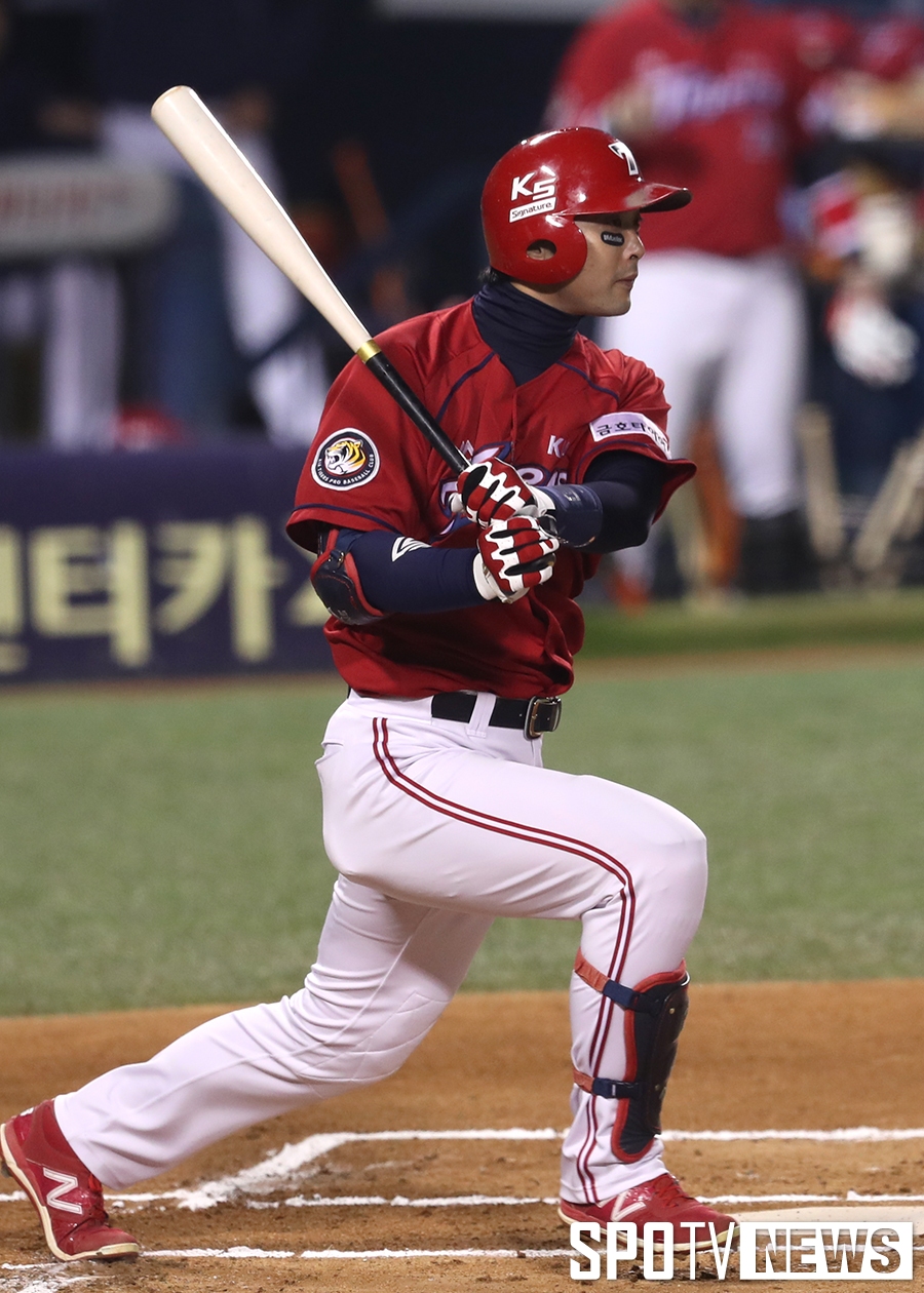 [KBO WC2] 효과 보지 못한 '2번 타자 서동욱'