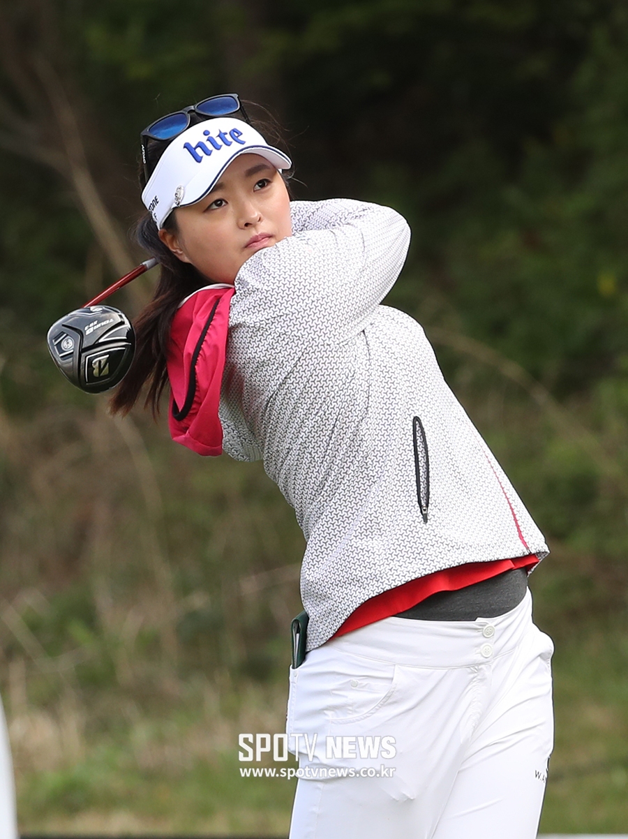 [KLPGA] 고진영, KG·이데일리 레이디스 1R 공동 선두…2년 연속 우승 도전