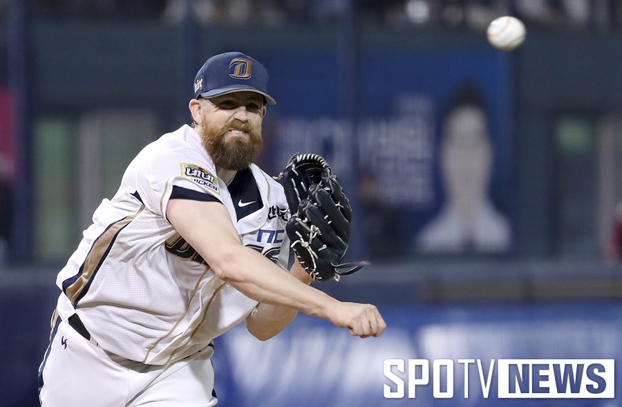 NC 해커 2G 연속 QS, 넥센전 6이닝 5피안타 무실점