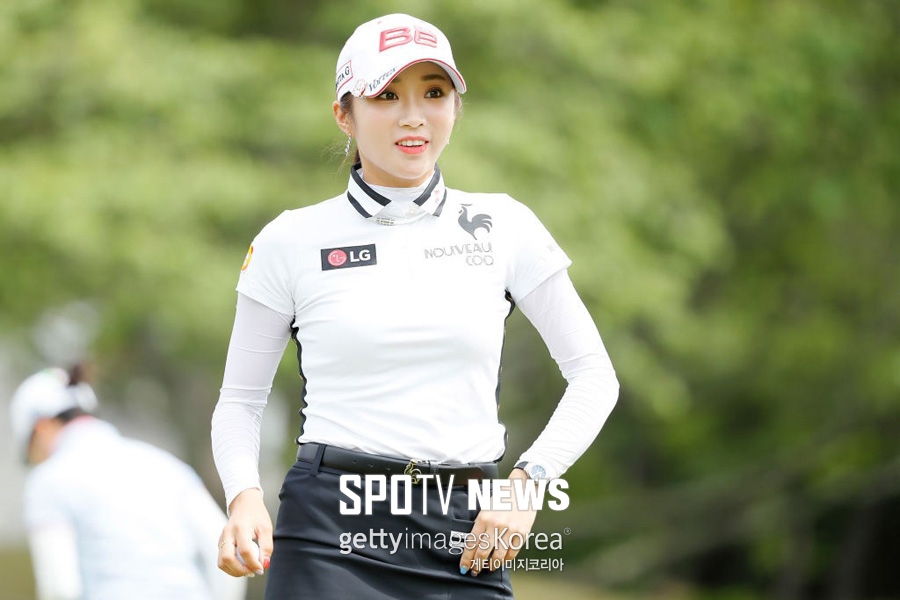 [JLPGA] 이보미, 사이버 에이전트 2R 공동 13위…김하늘 17위