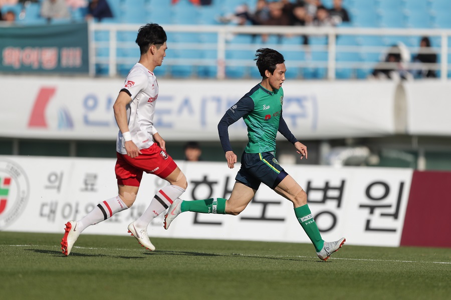 '전북 우승 확정포' 이동국, K리그1 33R MVP 선정