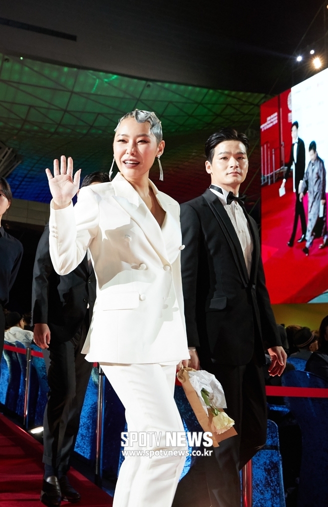 [24th BIFF]'공개열애 이상무' 치타♥남연우, 공식석상 애정표현[종합]