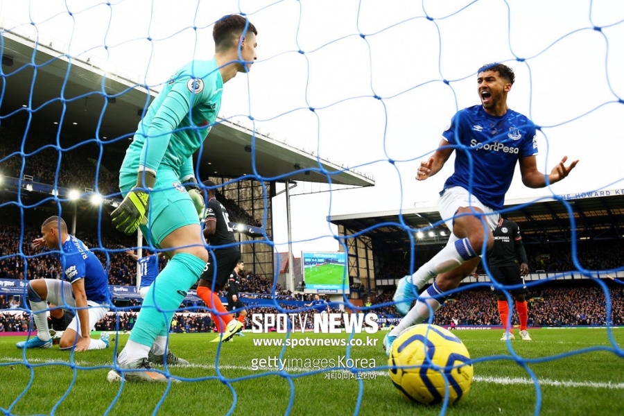 [EPL REVIEW] 첼시, 감독 경질한 에버튼에 1-3 패배…리그 4G 1승 3패