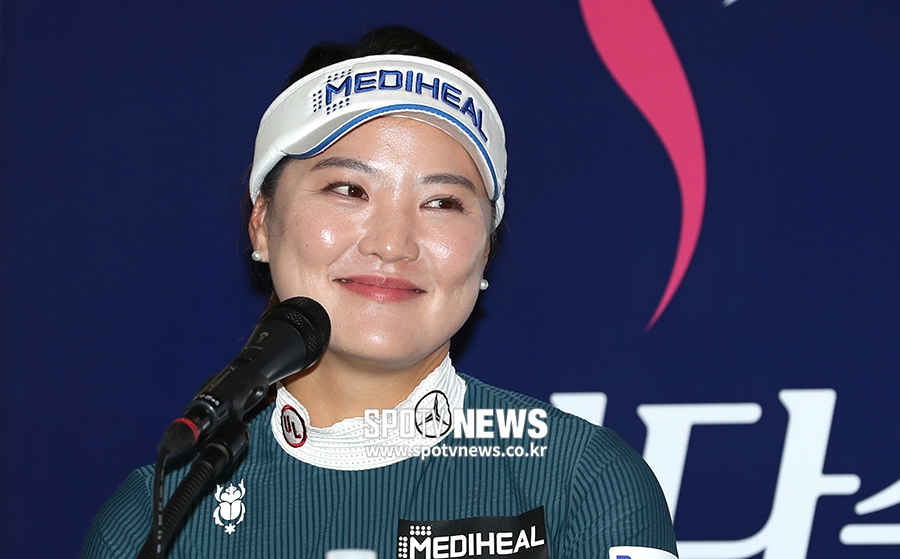 [포토S] 유소연, 마음씨도 예쁜 골퍼