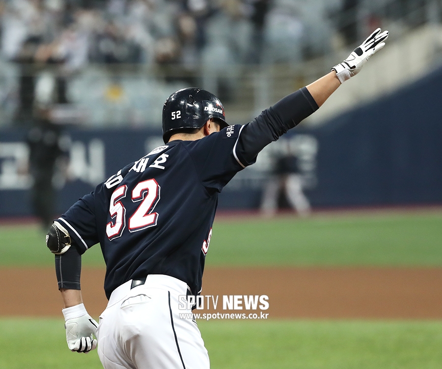 17년 만에 맛본 '가을 첫 홈런'…김재호 KS2 MVP