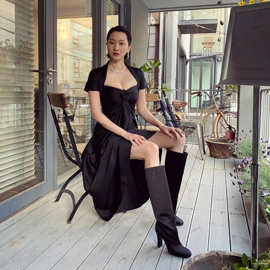 장윤주, 과감 드레스에 스웨그 '쩍벌'했지만 수상 불발 "♥여보 고마워"