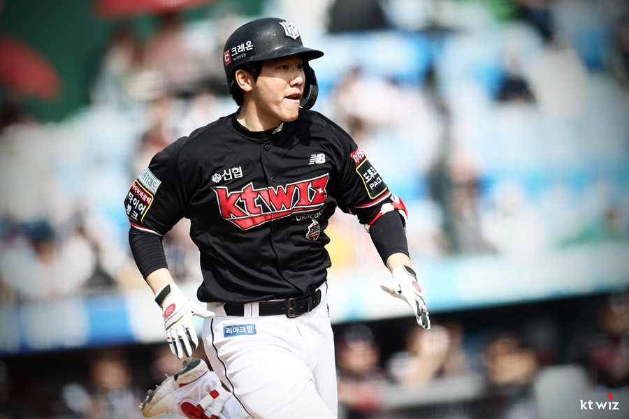 '후배 챙기는' KS MVP, "오윤석아 너가 주전선수다"