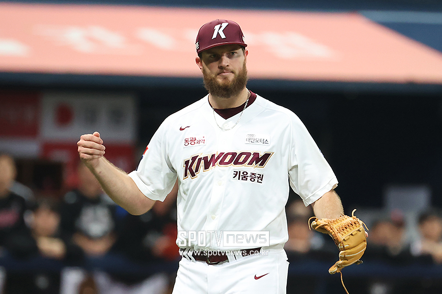 [PO4 게임노트] ‘푸이그 결승포’ 키움, 3년 만에 KS 진출… LG 2년 연속 업셋 수모