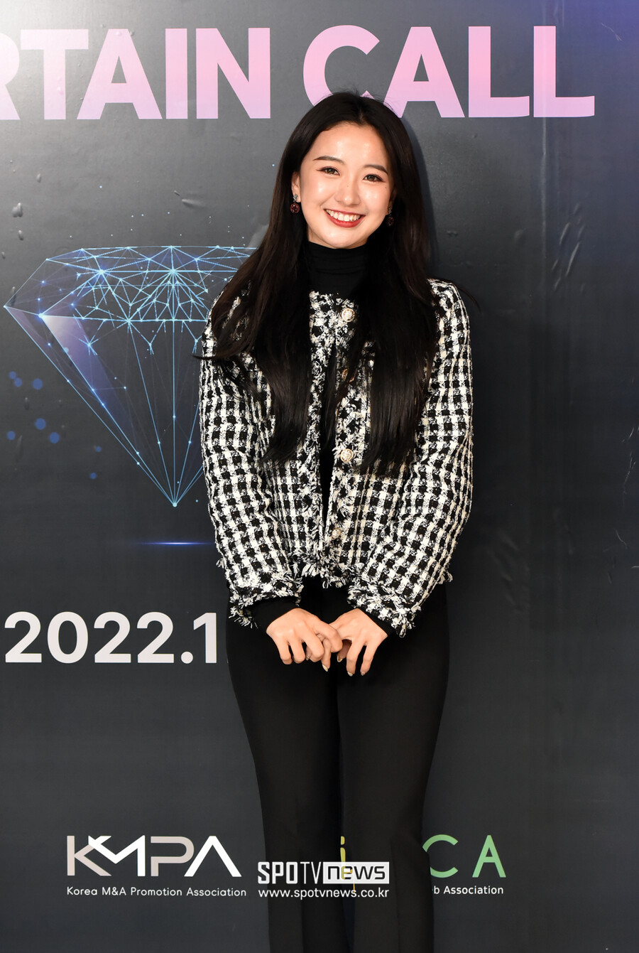 [포토]미얀마 인플루언서 이유리 '안녕하세요~'