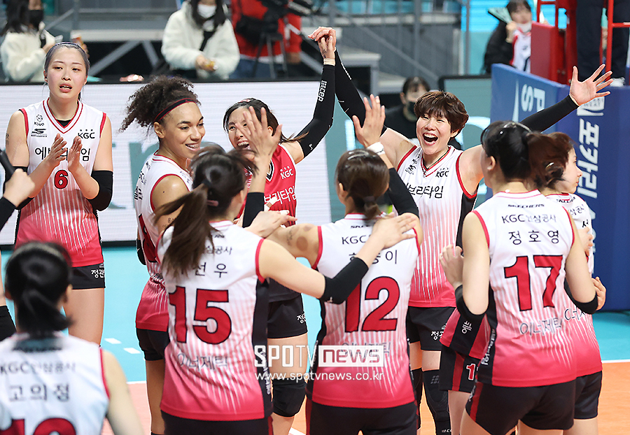 [포토S] KGC인삼공사, GS칼텍스 꺾고 4위 탈환!