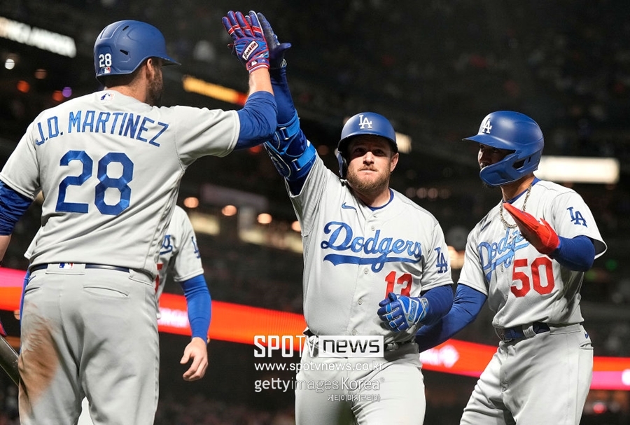 [다저스 게임노트] 먼시 홈런 폭발+커쇼 199승…LAD, SF 상대 위닝시리즈
