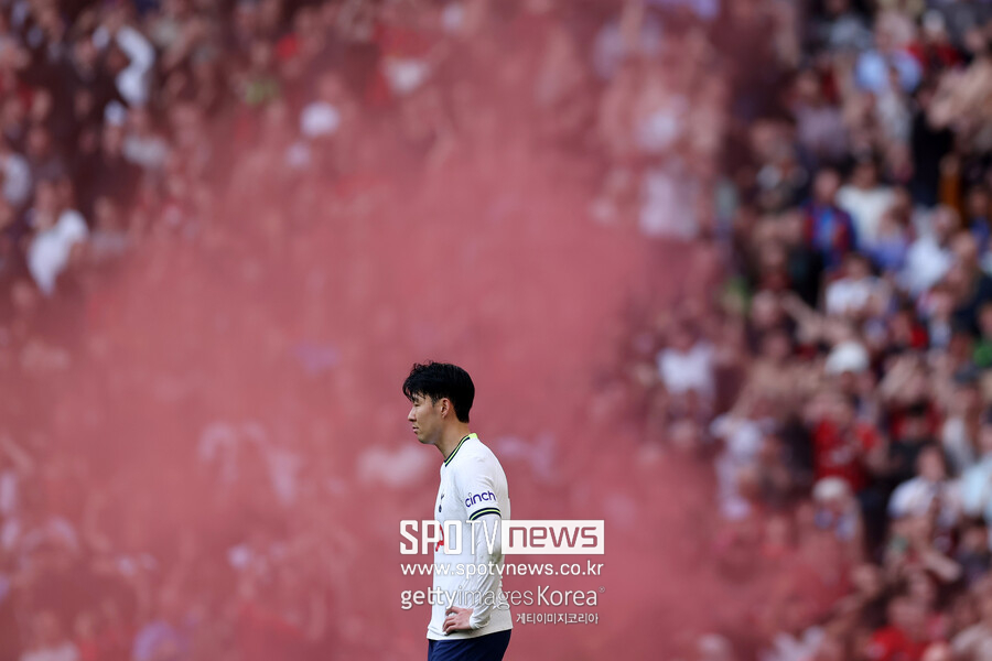 '손흥민 EPL 101호골→두 경기 연속골' 와장창…'수비 붕괴' 토트넘, 본머스에 2-3 역전패 '챔스권 빨간불'