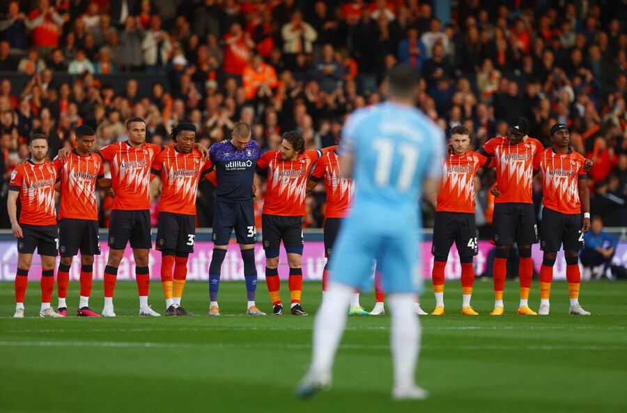 [SPO ISSUE]EPL 문턱 습관성 좌절…쌍용차도 후원했던 '루턴 타운의 기적' 일어날까