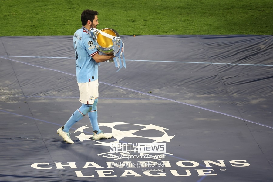 귄도안, 바르셀로나와 3년 계약…맨시티 재계약 제안은 거절