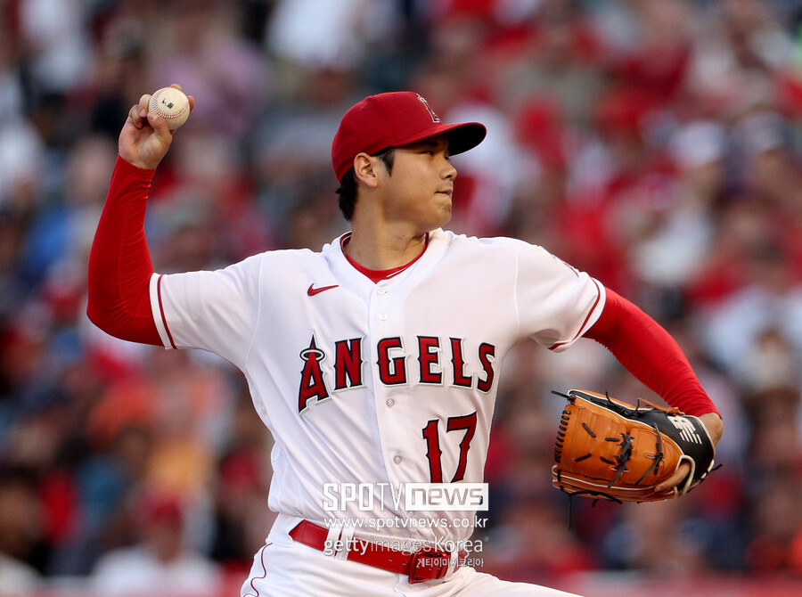 '손톱 깨져도' 오타니 못 말린다, 27·28호포 작렬+6⅓이닝 KKKKKKKKKK쇼…LAA 2연승