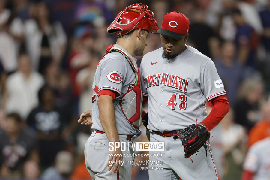 1330억 형의 황당 부상에 눈물…153km 동생이 올스타에 선정되자마자 한 일