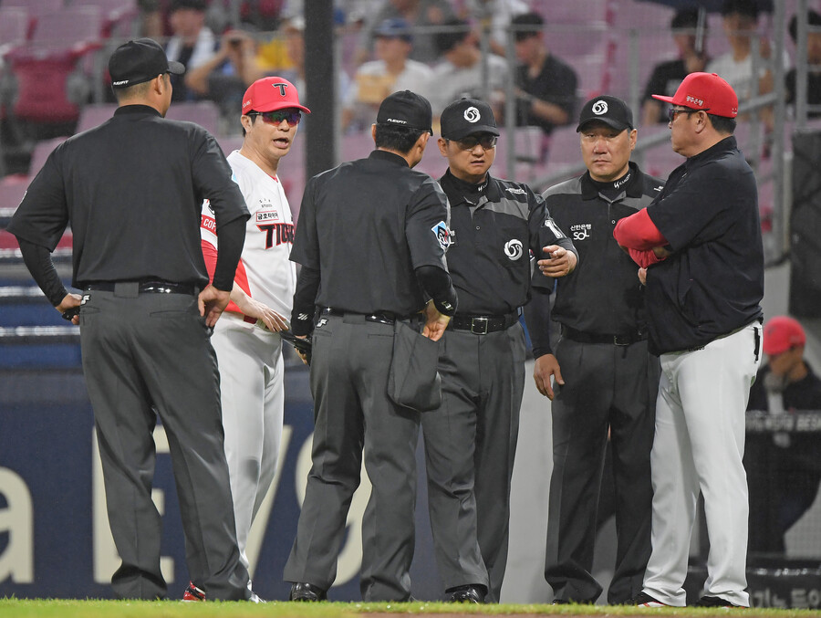 KBO, 3피트 라인 관련 규정 세분화 '판정 논란 없앤다'