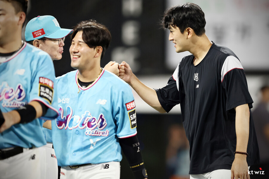 [SPO 잠실] "이렇게 될 수가, 좀 대단하다"…사령탑도 놀란 kt의 역대급 반전 드라마