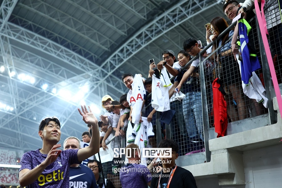 케인·요리스 없지만 손흥민 있다…토트넘 주장 임명 소식에 "내 모든 걸 바친다"