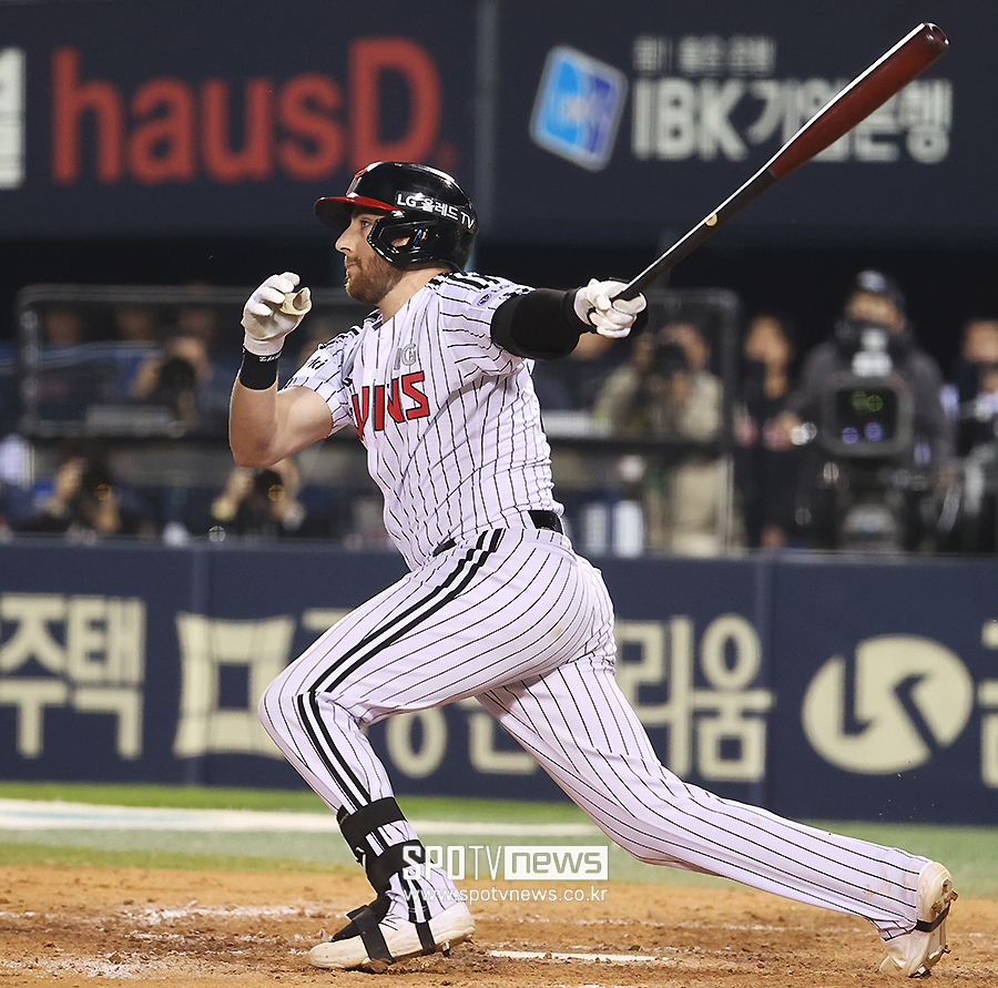 KBO, '심판에 항의하다 퇴장' LG 오스틴에 제재금 50만원 부과 [공식발표]