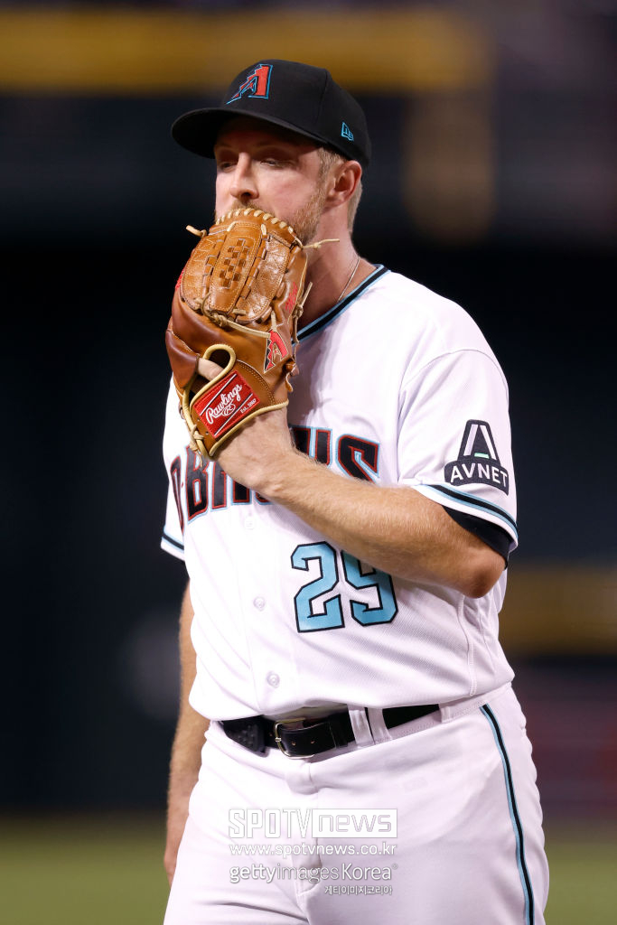 김하성에 홈런 맞더니 정신 번쩍? KKKKKKKKKKKK 퍼펙트급 피칭, ERA 1위도 보인다