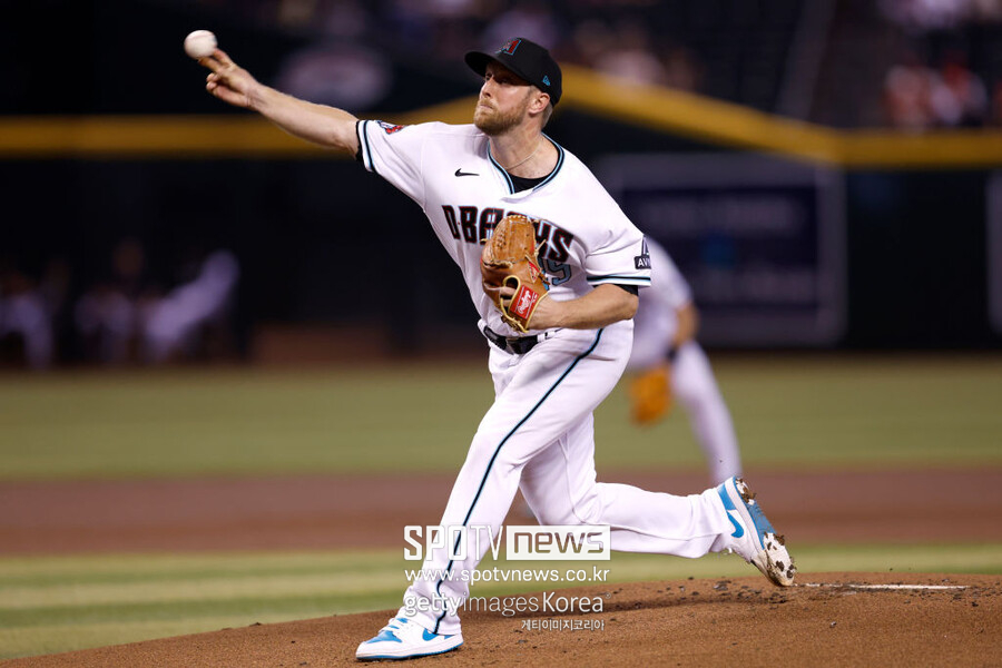김하성에 홈런 맞더니 정신 번쩍? KKKKKKKKKKKK 퍼펙트급 피칭, ERA 1위도 보인다