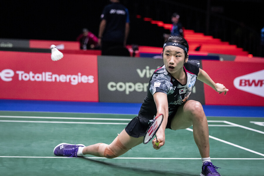 [BWF 세계선수권] 안세영, '숙적' 천위페이와 4강서 운명의 승부…복식 3개팀 4강행(종합)