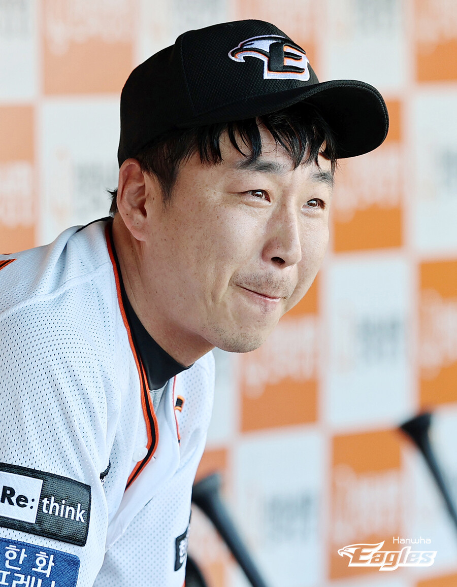 ML도 16명 밖에 없었다…정우람이 쓴 KBO 새 역사, 200승급 불멸의 대기록 탄생