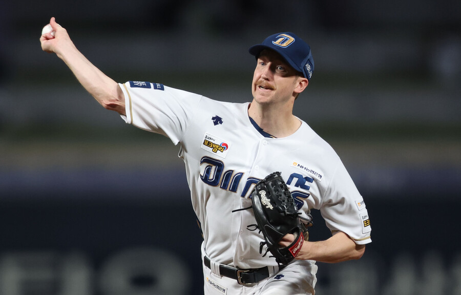 KBO 20승-200K 괴물투수, 벌써 美서 군침? 샌디에이고 영입 후보로 지목