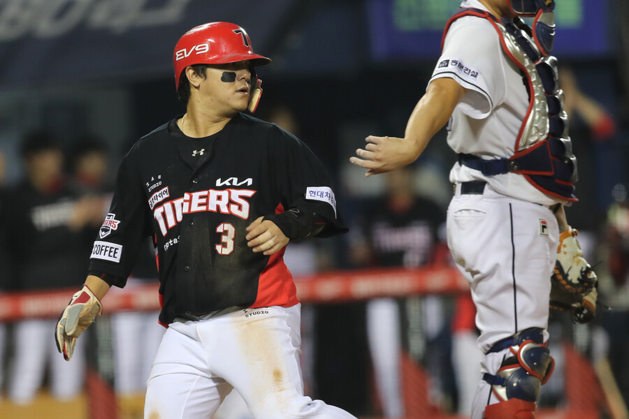 KIA 5강 탈락 대위기…'6이닝 9K·12승' 곽빈 폼 미쳤다, 미러클두산 가자![잠실 게임노트]