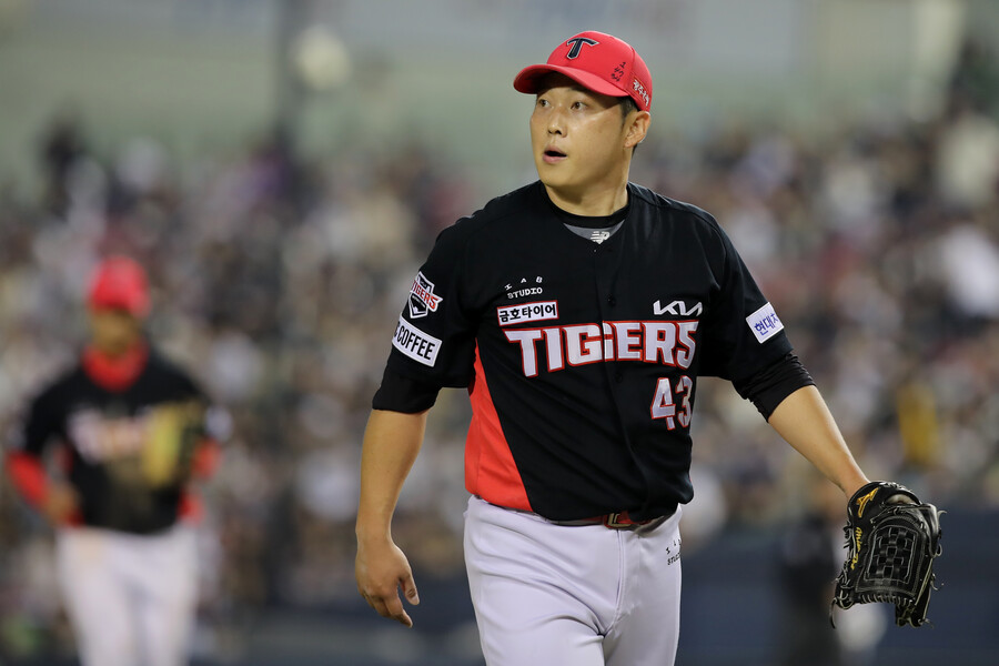 KIA 5강 탈락 대위기…'6이닝 9K·12승' 곽빈 폼 미쳤다, 미러클두산 가자![잠실 게임노트]