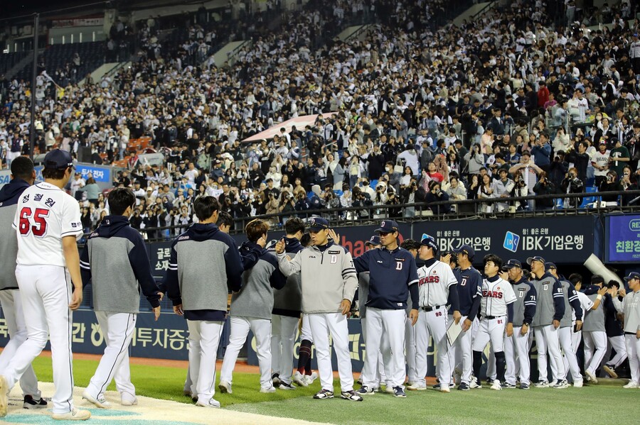 KIA 5강 탈락 대위기…'6이닝 9K·12승' 곽빈 폼 미쳤다, 미러클두산 가자![잠실 게임노트]