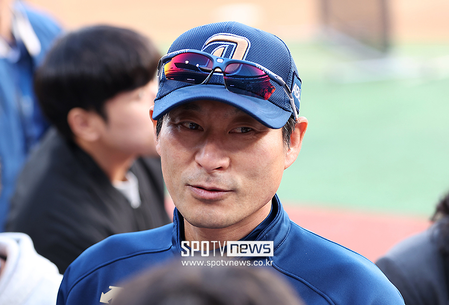 [PO2 게임노트] ‘영웅’ 신민혁 등장! 박건우 결승포에 김주원 슈퍼세이브까지… NC, kt에 2연승, 역대 PS 최다 연승 타이 달성