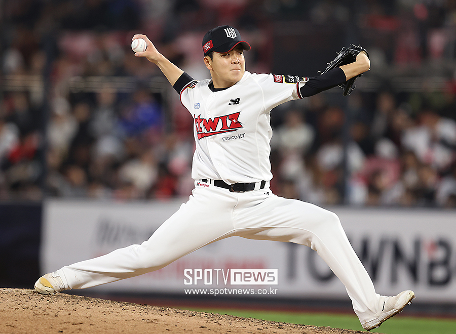 [PO2 게임노트] ‘영웅’ 신민혁 등장! 박건우 결승포에 김주원 슈퍼세이브까지… NC, kt에 2연승, 역대 PS 최다 연승 타이 달성