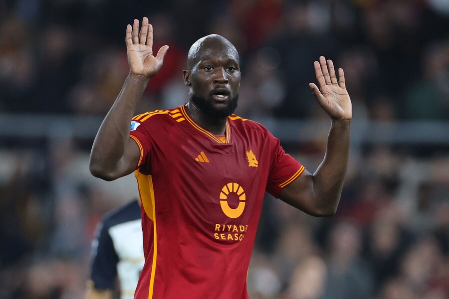 전설도 계속 잡아 달라는 1700억 명장, 로마에는 과분한 남자? - Kollo