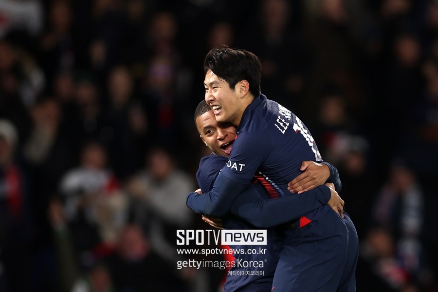 "이강인만큼 할까?" PSG, '15경기 2골' 하무스 완전 영입에 1130억 썼다