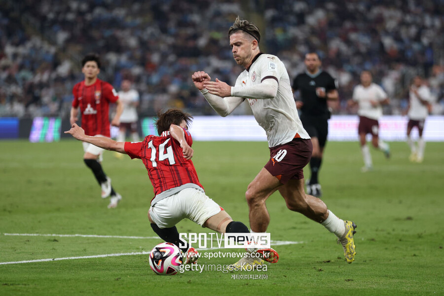 [CWC REVIEW] '슈팅 수 24-1' 맨시티, 일본 우라와 3-0 완파…브라질 플루미넨시와 결승전