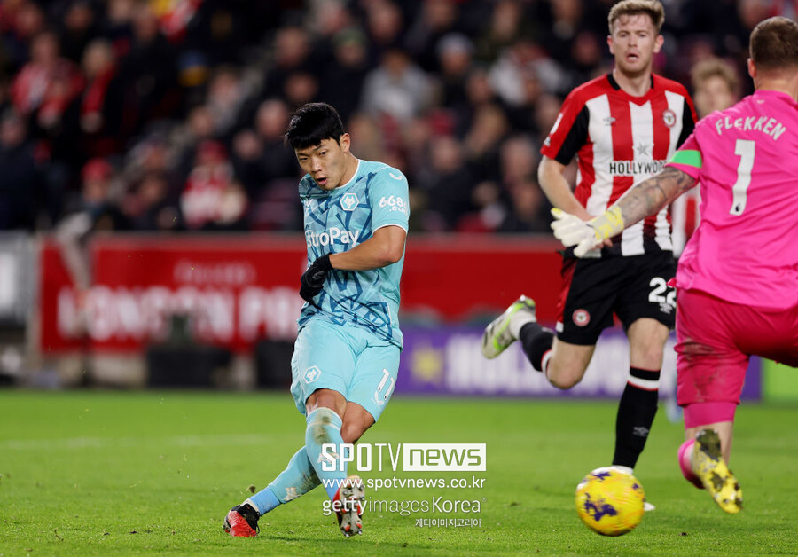 "뒷공간 침투 최고" BBC도 인정한 활약…황희찬, PL 19·20R 베스트11 선정