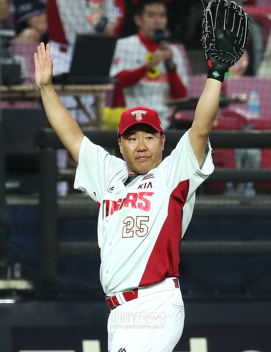 이범호 KIA 11대 감독, '80년대생 사령탑 시대' 예상했나…트렌드 눈 뜬, 준비된 감독이다