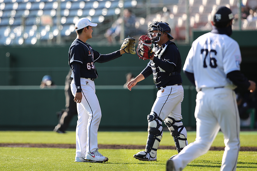 '끝내기 위기서 삼진 또 삼진' 벌써 151km, 두산에 이런 특급신인이 들어왔다니
