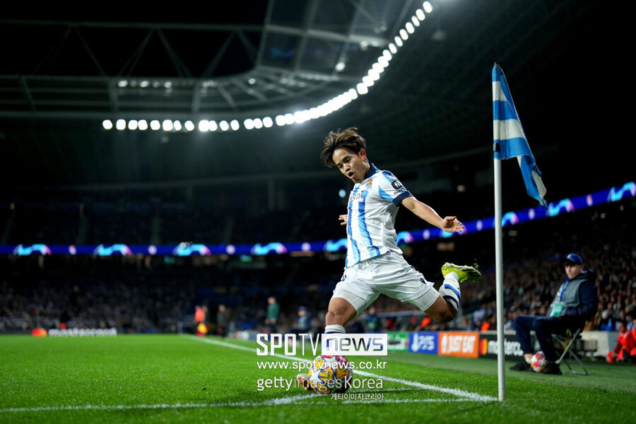 [SPO ISSUE] '절친' 이강인에게 무릎 꿇은 '日 에이스'...첫 UCL에서 최악 부진→'8경기 1도움'으로 마감