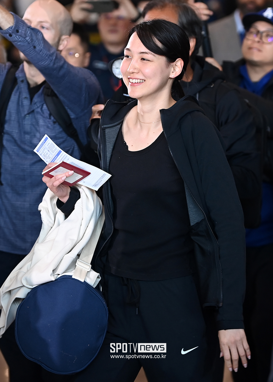 폭탄 테러 협박부터 통역 배신까지… 오타니가 한국에서 겪은 일, 파란만장 끝에 떠났다