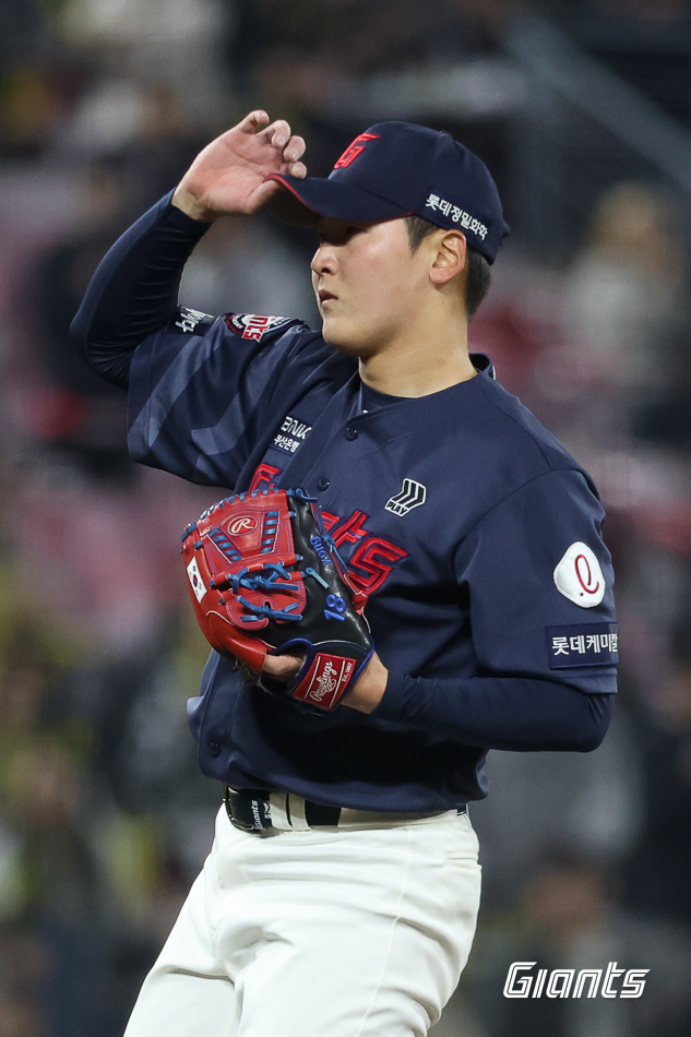 분명 148km 던졌는데…롯데 1차지명 셋업맨 2군 가서도 불쇼, 아직 1군 복귀는 요원한가
