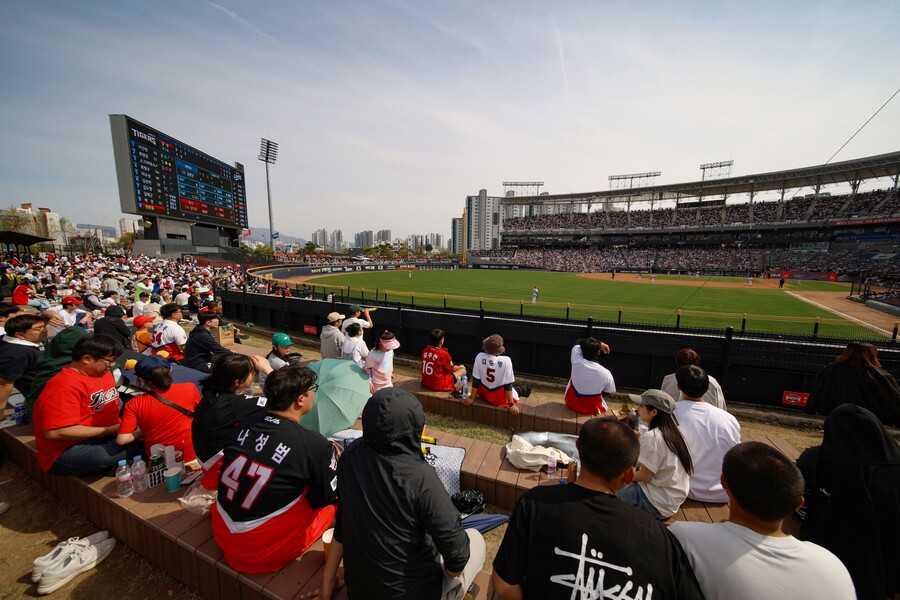 ‘순위 싸움+MZ 세대의 힘’ KBO 1000만 관중 시대도 꿈 아니다, 페이스가 꺾이지 않는다
